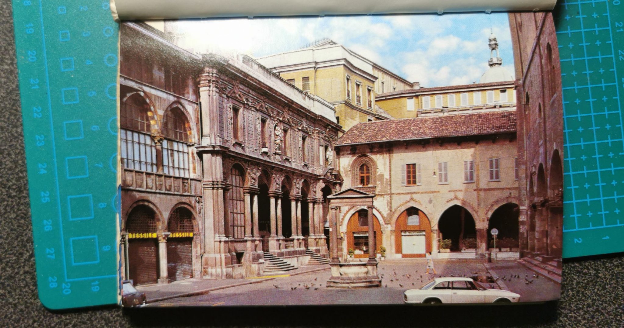 Historias, secretos y leyendas de Piazza dei Mercanti – Cronicas de Milan